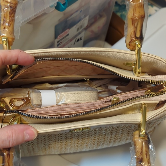 C. Wonder | Bags | C Wonder Womens Adult Skye Straw Bamboo Handle ...